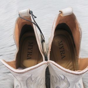 Myra Bag | Shoes | Myra Yipple Western Leather Embroidered Ankle ...